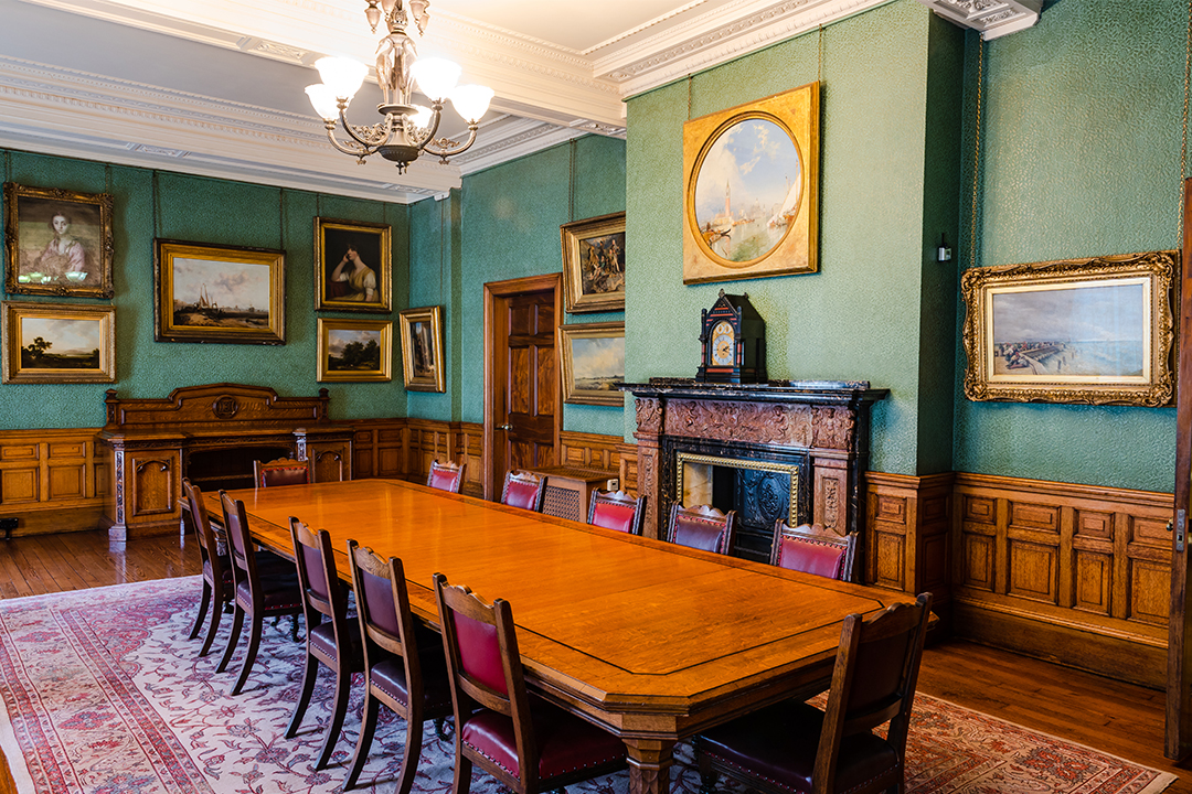 The Victorian Interior Design Movement: Elegance and Extravagance in ...